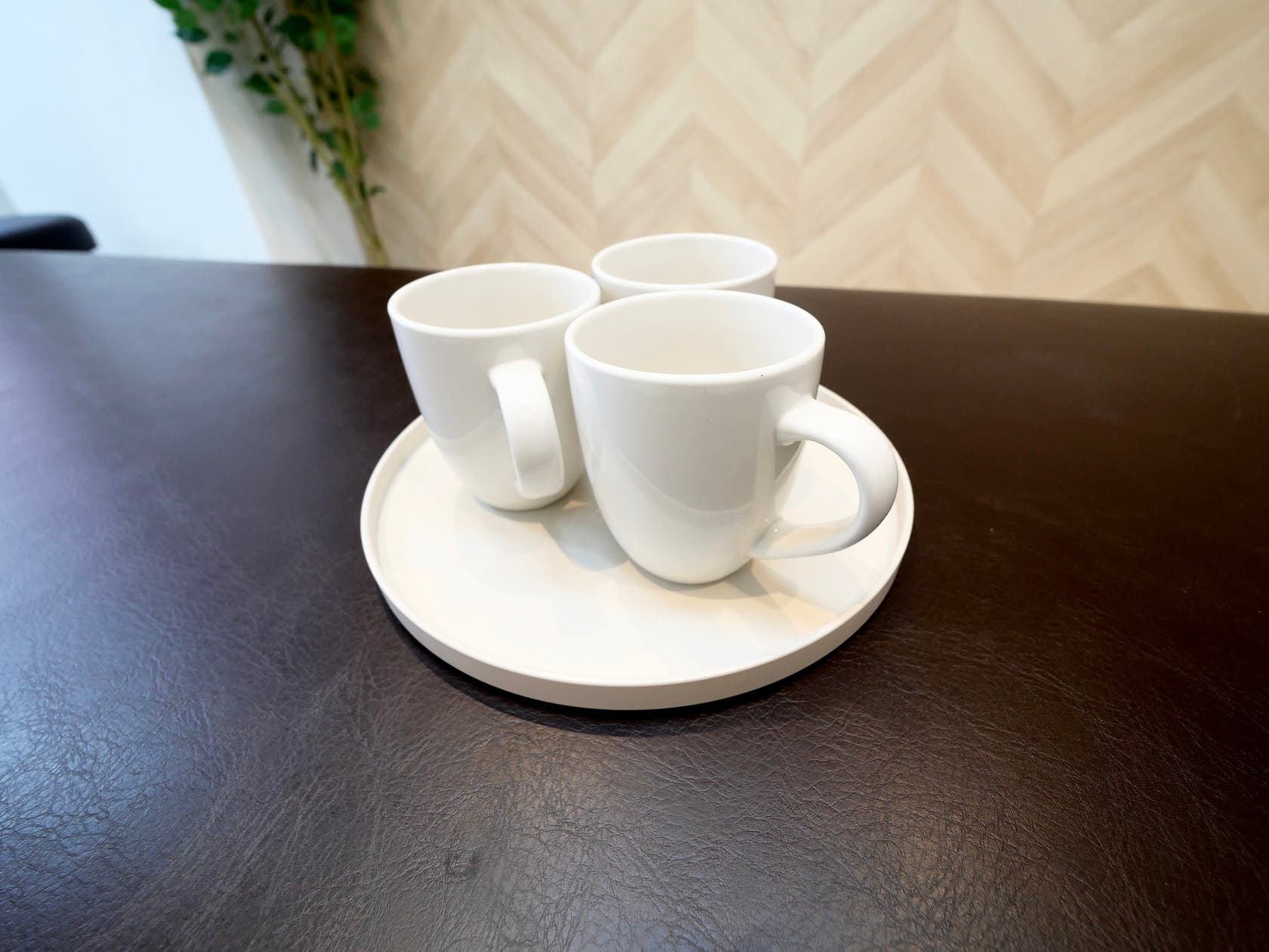 【新宿西口駅10秒】新宿駅2分の超駅近🚶｜電動昇降式ベットを完備👌｜新宿最安🉐｜洗練された清潔感のある内装｜🌱レンタルサロンの写真24