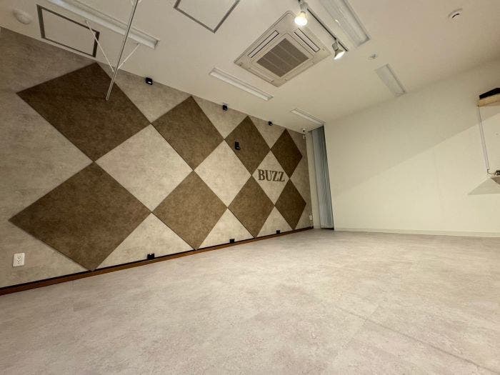 【BUZZ福岡博多駅前】1スタジオの写真5