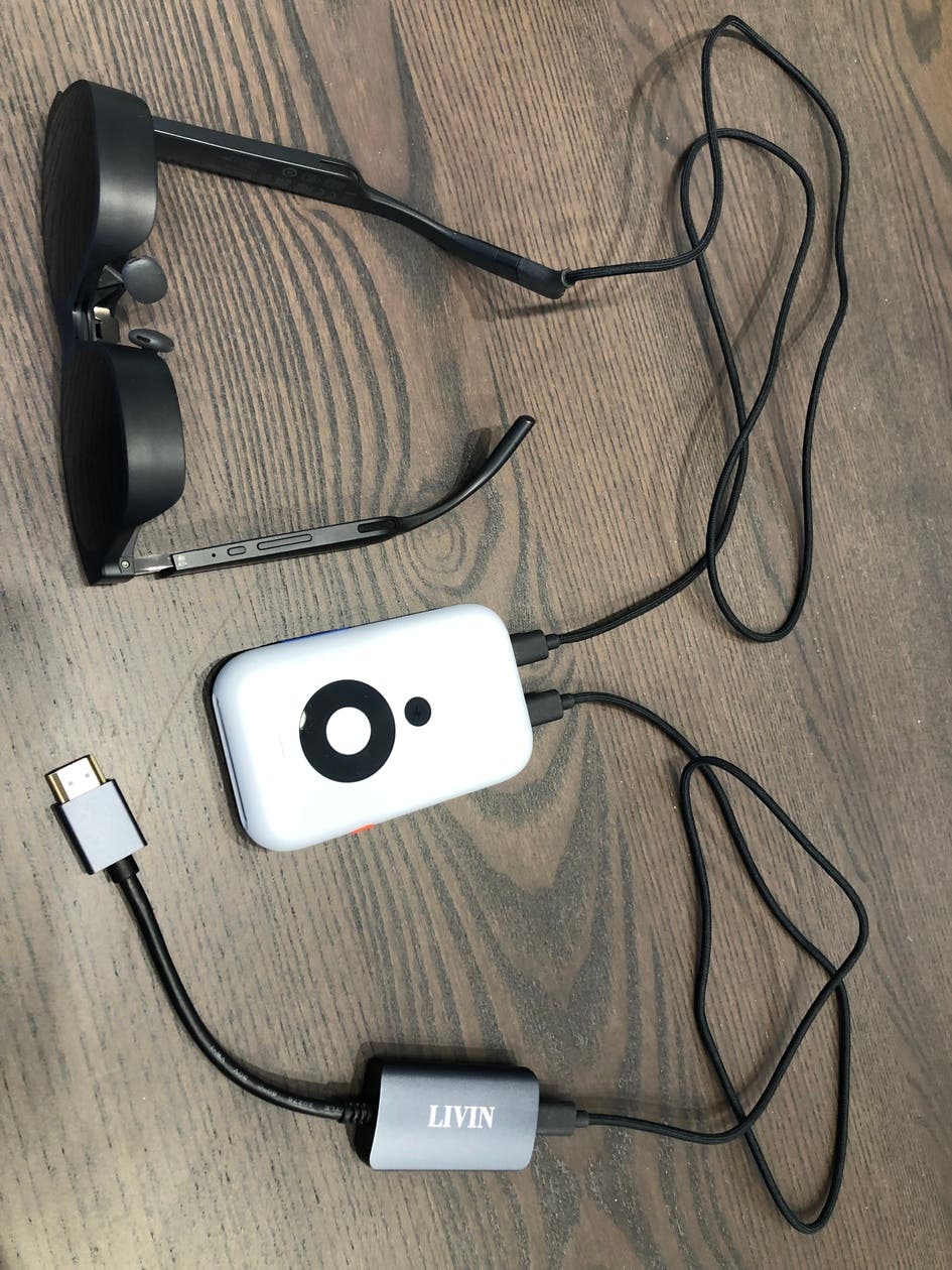 XREAL Air 2 Pro （対応のHDMI to Type-Cコードもあります。）の画像1