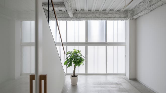 鎌倉駅徒歩10分、由比が浜大通り沿い|北向き窓の自然光スタジオ『North Light Studio』の写真7