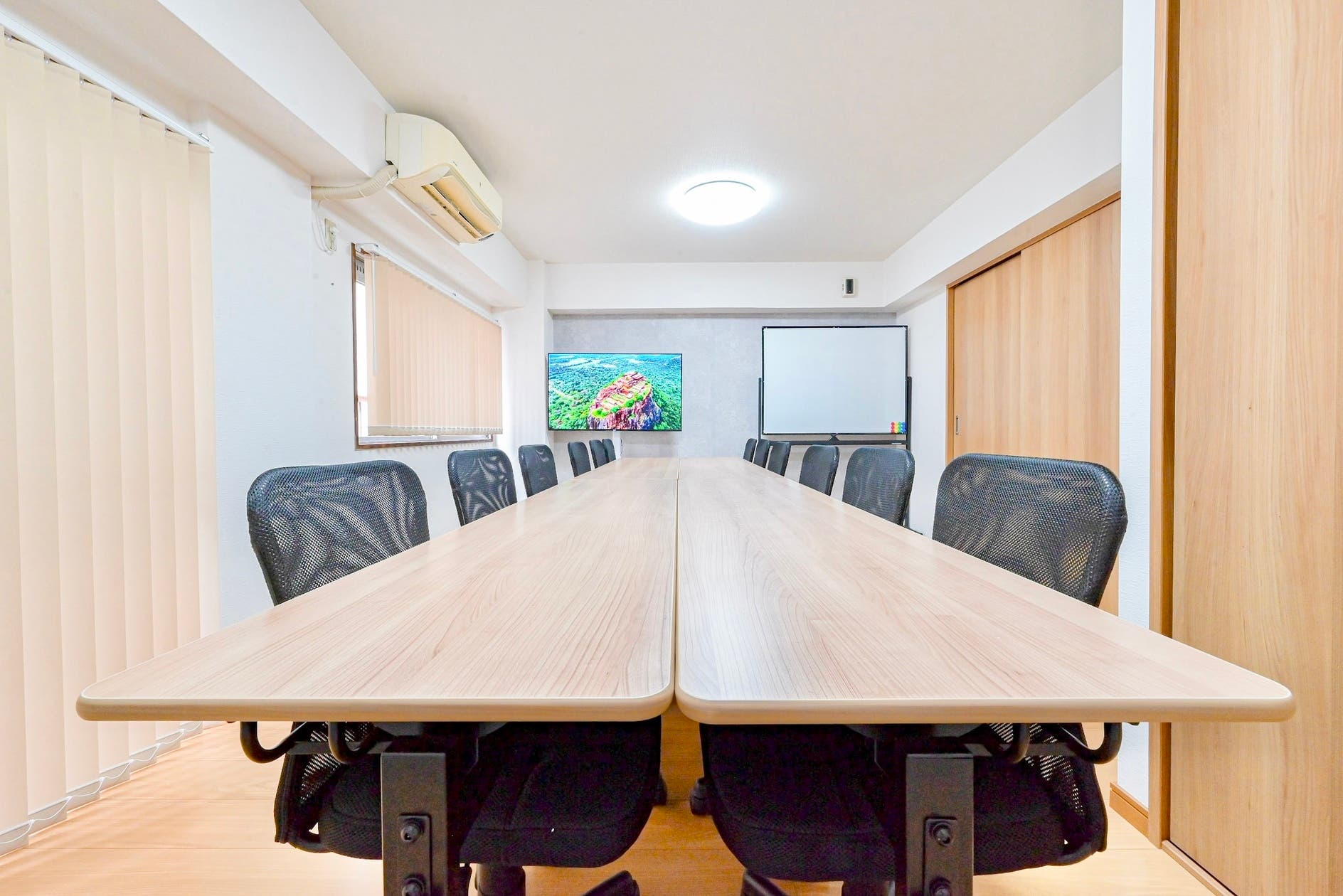 【駅近/スマイリー会議室】名古屋 徒歩5分/最大15名/Wi-Fi有/セミナー/Web会議/モニター/ボードゲームの写真11