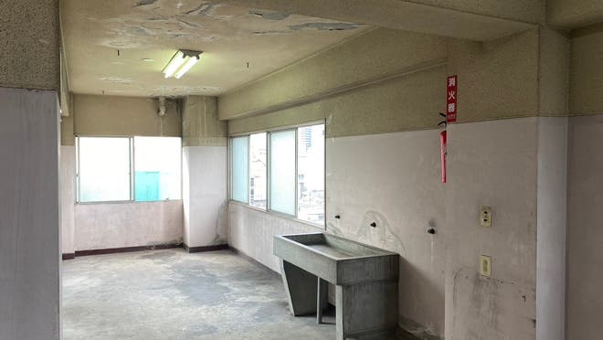 JR福山駅東口より徒歩8分!開放的な屋上を写真撮影やヨガスタジオとしてご利用いただけます!の写真11