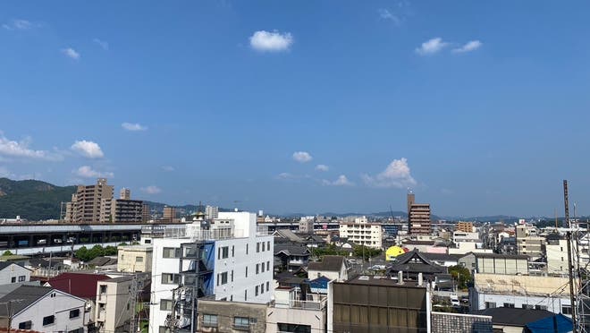 JR福山駅東口より徒歩8分!開放的な屋上を写真撮影やヨガスタジオとしてご利用いただけます!の写真3