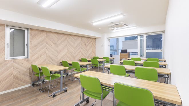 👍15分前入室ok🙆【丸の内駅1分/伏見駅9分】最大120㌅4Kプロジェクター/各備品類の使用料無料/光回線/土足OKの写真1