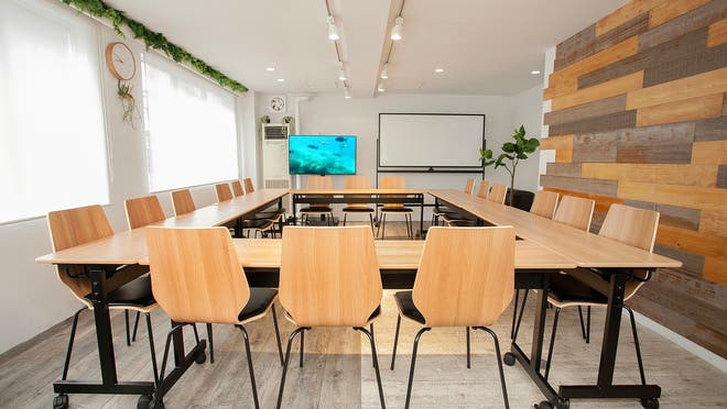 神田駅徒歩2分!/最大30名/土足利用可/会議/セミナー/面接/懇親会/ボードゲーム/女子会等/飲食お酒可/会議室KS8神田の写真12