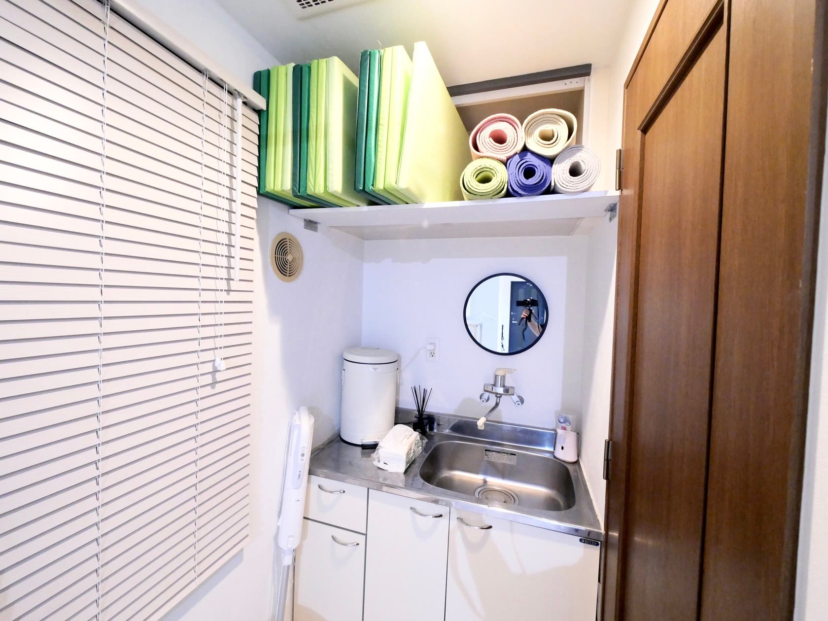 【横浜駅6分】約30平米｜横6m×縦4.5m｜地域最安｜LEDで雰囲気👍｜毎日清掃🧹｜ヨガマット5枚無料｜レンタルスタジオの写真20