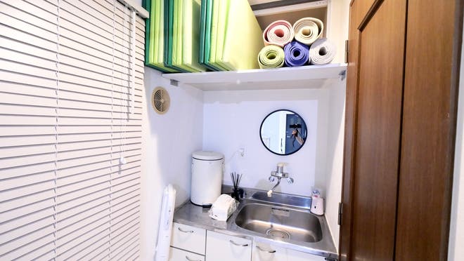 【横浜駅6分】約30平米|横6m×縦4.5m|地域最安|LEDで雰囲気👍|毎日清掃🧹|ヨガマット5枚無料|レンタルスタジオの写真20