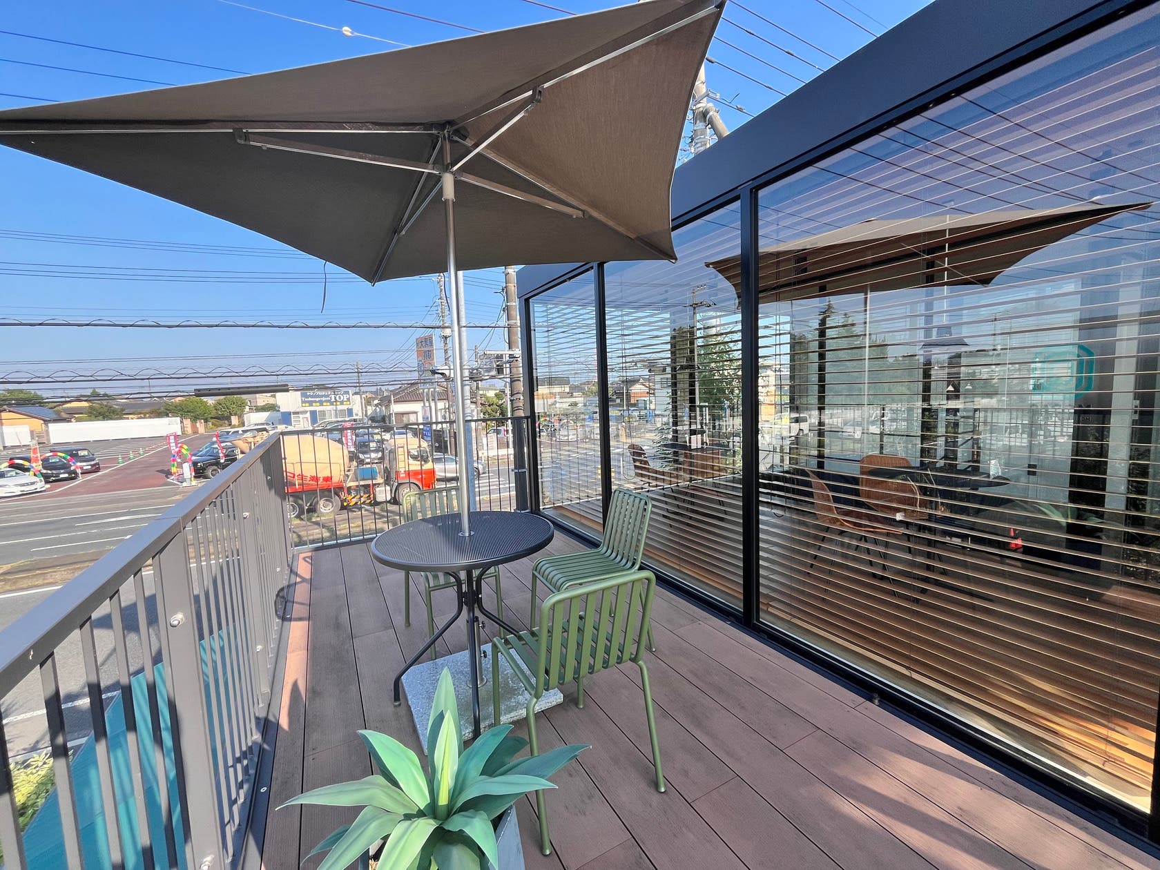 【Community2】✨U-SPACE水戸店✨ガラス張りの開放的なテラスをお楽しみいただけるスペース♪Wi-Fi/ひたちなか市の写真9