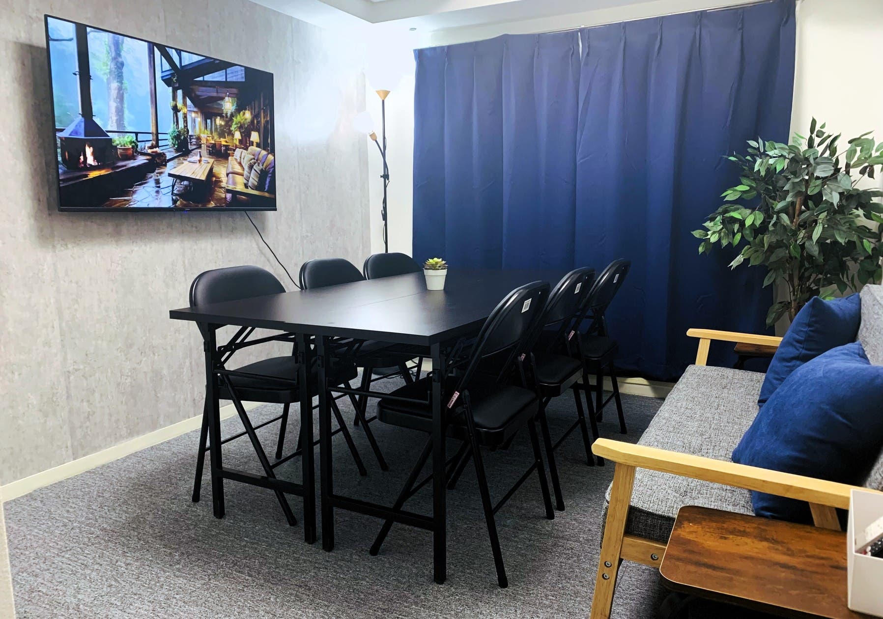 !!値下げ!![浜松町徒歩4分/大門徒歩30秒]大型モニタ完備。商談から推し活、ボドゲまで！の写真1