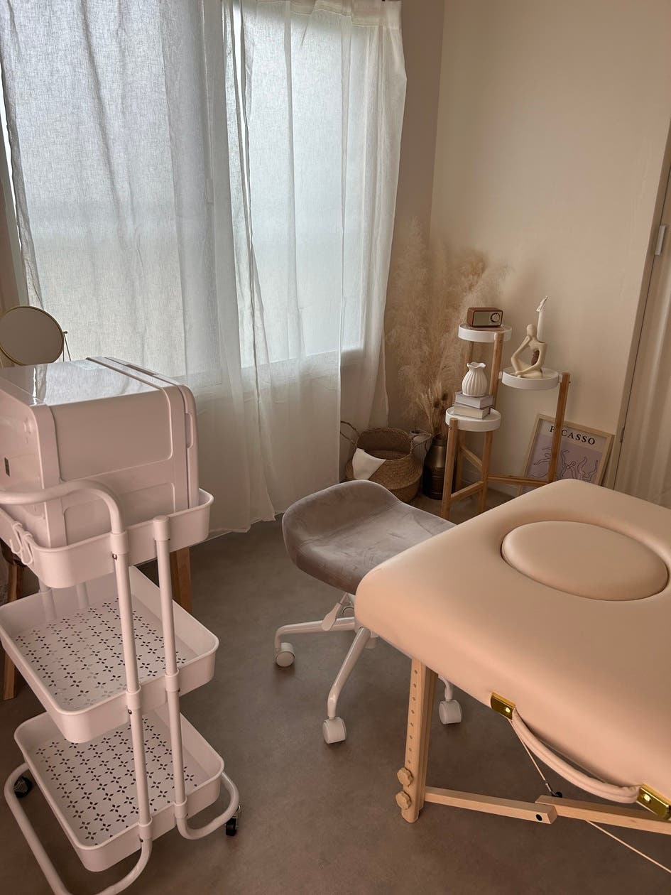 【近鉄生駒駅徒歩4分】完全個室プライベート空間｜エステ｜ヨガ｜ネイル｜テレワーク｜撮影｜ママ会《淡色インテリア×韓国インテリア》の写真6