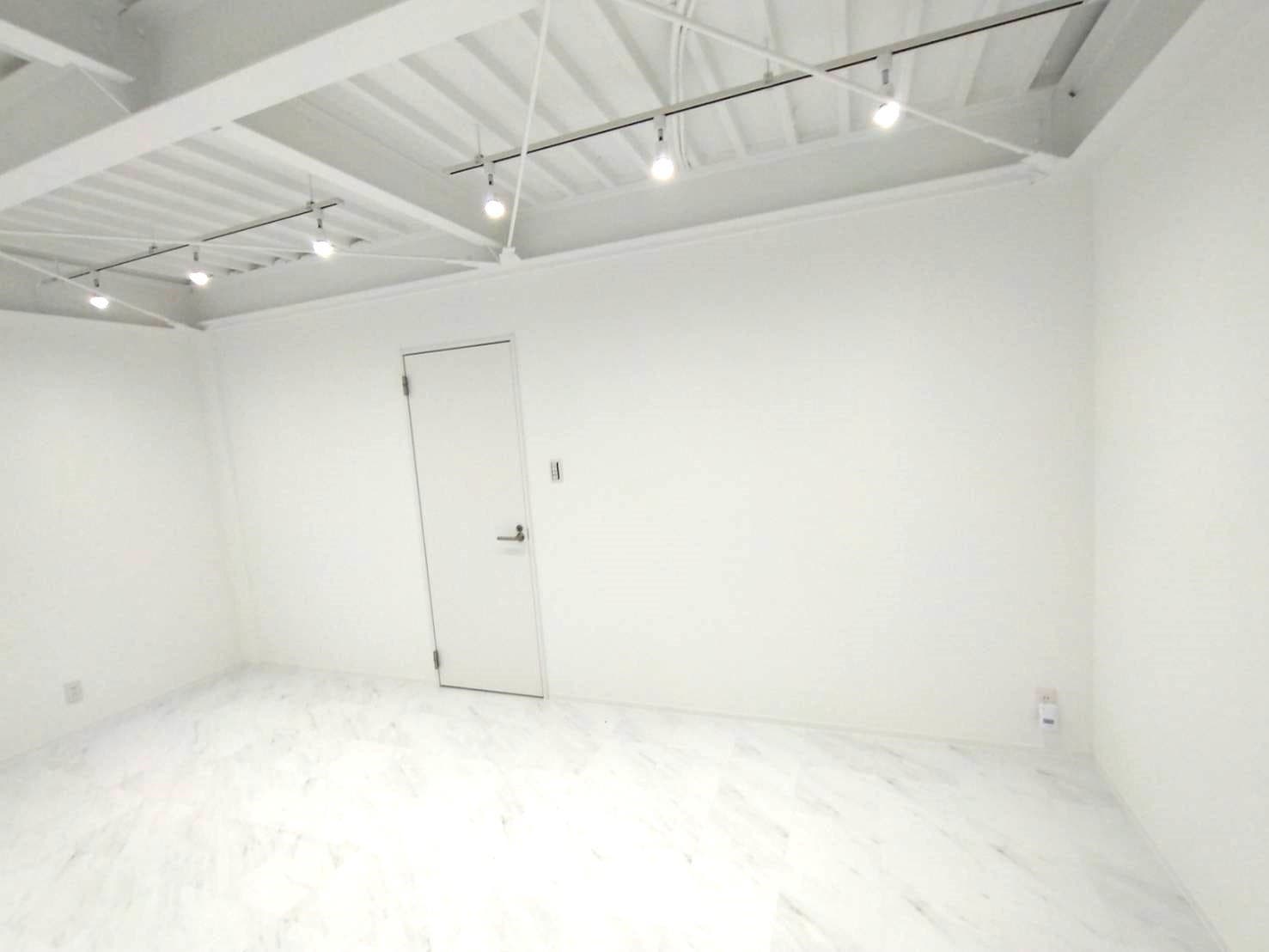 中京区/円町・西大路御池エリアの　レンタルスタジオ 　西ノ京塚本町バス停前すぐの写真8