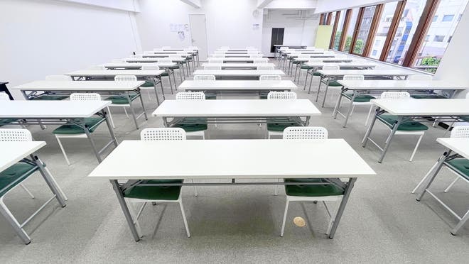 【秋葉原駅から徒歩8分・75名利用可⭐】設備充実⭐会議・研修・セミナー・試験・ウェビナー・説明会■3階A会議室の写真3