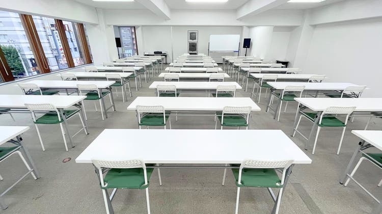 【秋葉原駅から徒歩8分・75名利用可⭐】設備充実⭐会議・研修・セミナー・試験・ウェビナー・説明会■6階A会議室の写真1