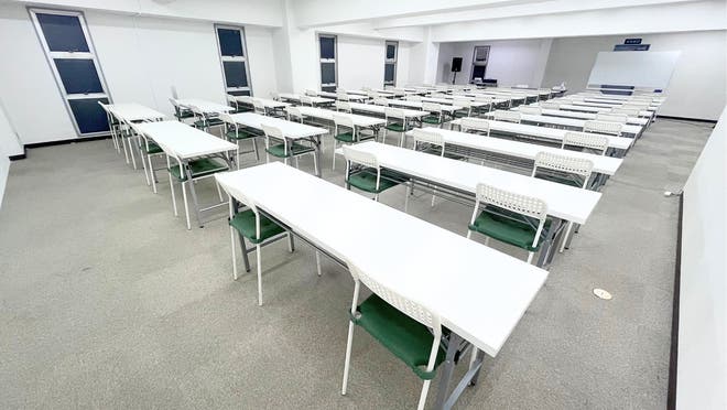 【秋葉原駅から徒歩8分・102名利用可⭐】設備充実⭐会議・研修・セミナー・試験・ウェビナー・説明会■6階B会議室の写真3