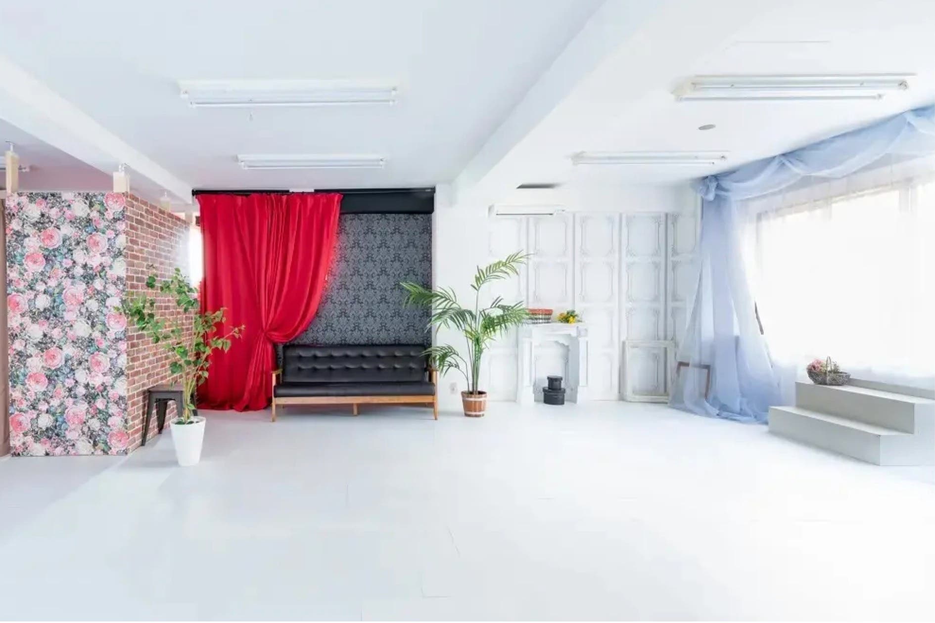 白基調の撮影空間｜動画・ポートレート🌼メイクルーム🪞照明機材💡横浜🌃みなとみらい[32]の写真3