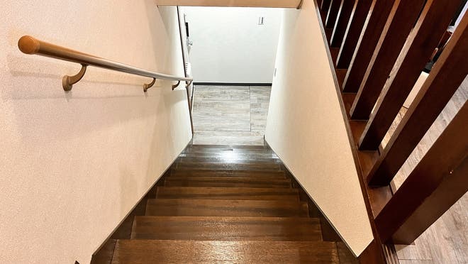 神戸【阪急六甲駅徒歩8分】1時間1,100円/フリードリンク付き6名会議室の写真10