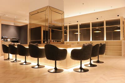 【オープン席】吉祥寺駅徒歩1分！フリードリンク/Wi-Fi/充電器/テレワークやWeb会議に最適◎の写真1