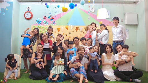 【渋谷・神宮前】ママ会・子連れイベント・ヨガ・研修に最適♬ボルダリング完備の芝生の広場!彡の写真2