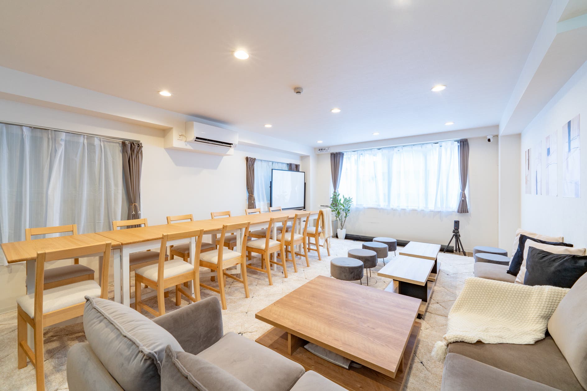 NEW✨池袋駅２分✨24名着席<YOYO池袋>会議・パーティ・打ち上げ・研修・セミナー・二次会池袋駅２分新宿６分の写真8