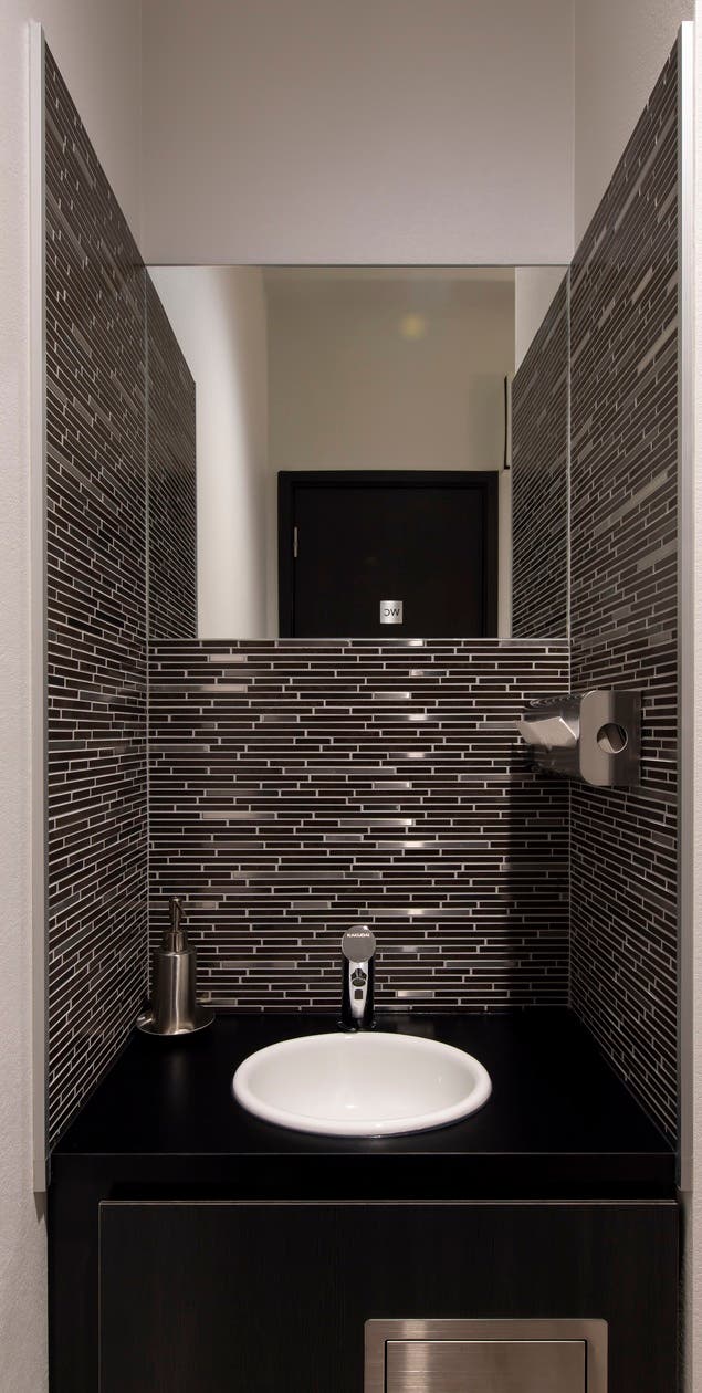 本八幡駅から徒歩5分の空間自慢のレンタルサロンの写真5