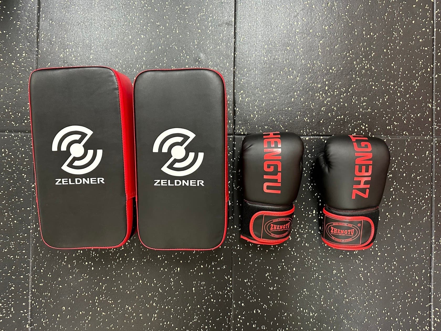 【新宿御苑前駅徒歩3分】❤️‍🔥空間で“また来たい”をつくる❤️‍🔥｜トレーナーが選ぶNo.1レンタルジム🏋️‍♀️の写真8