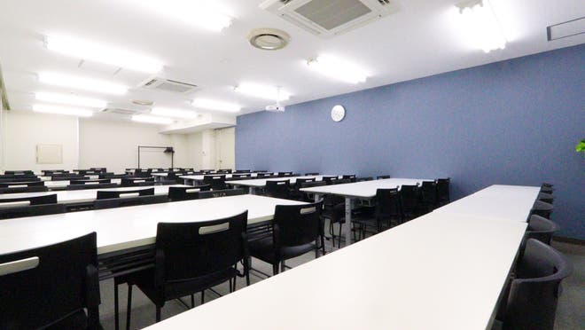 【JR博多駅東5出口徒歩15秒!筑紫口徒歩1分!76名利用可!】プロジェクター・WiFi無料!ふれあい貸し会議室 博多No124の写真10