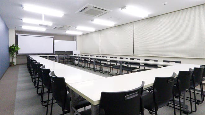 【JR博多駅東5出口徒歩15秒!筑紫口徒歩1分!76名利用可!】プロジェクター・WiFi無料!ふれあい貸し会議室 博多No124の写真12