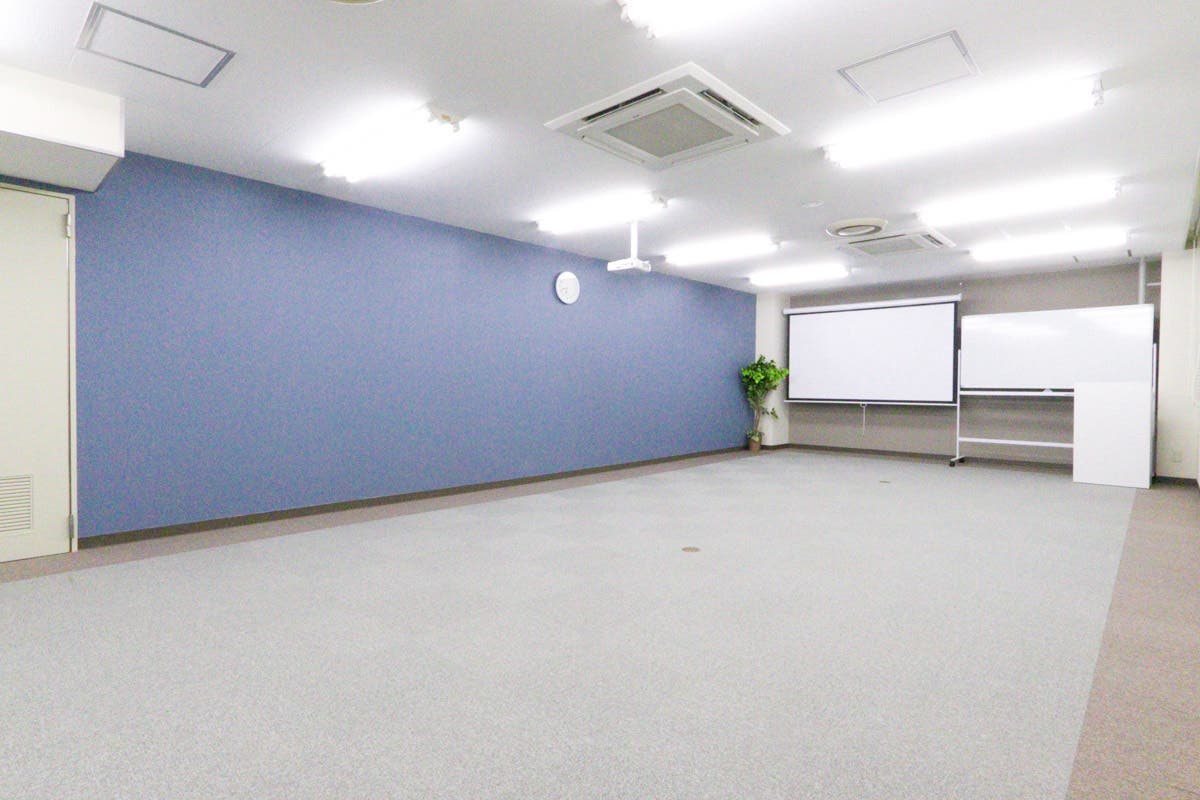 【JR博多駅東5出口徒歩15秒！筑紫口徒歩1分！76名利用可！】プロジェクター・WiFi無料！ふれあい貸し会議室 博多No124の写真22