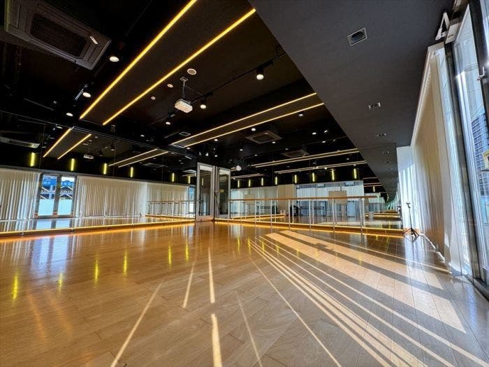 【BUZZ福岡本店】5stの写真7