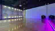 【BUZZ福岡本店】6stの写真2