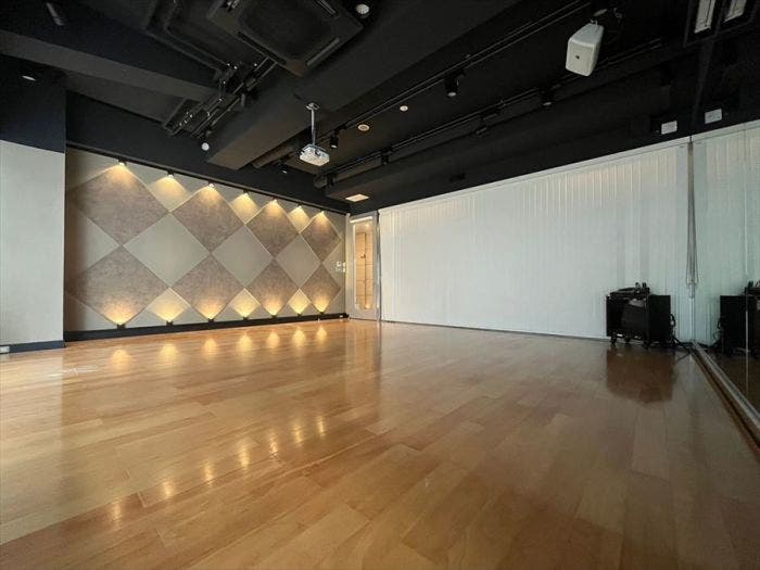 【BUZZ福岡本店】6stの写真6