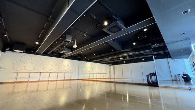 【BUZZ福岡本店】1stの写真6