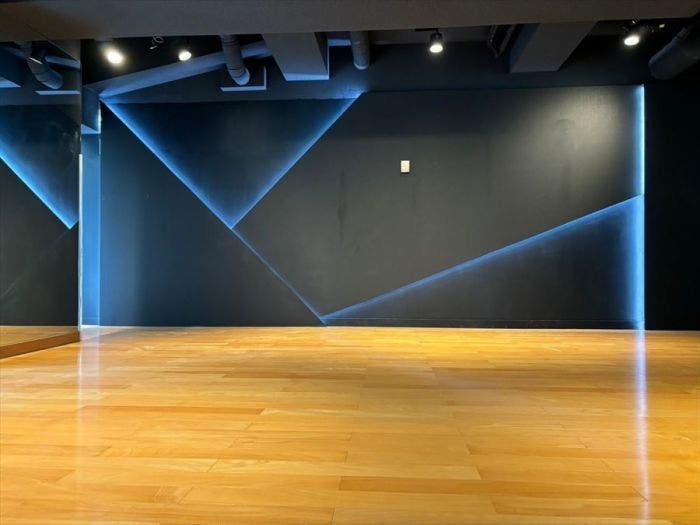 【BUZZ福岡本店】2stの写真4