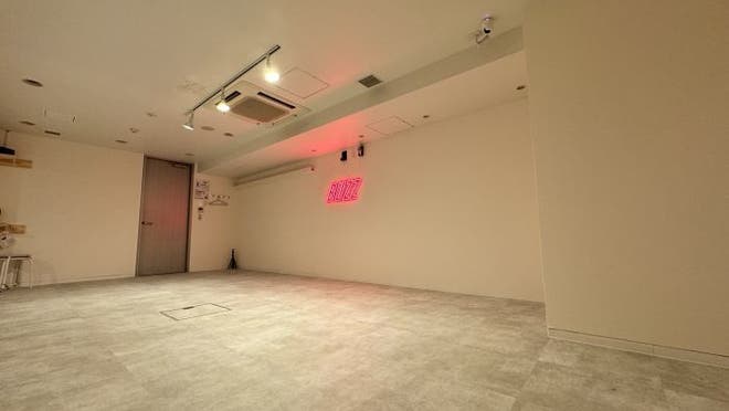 【BUZZ福岡本店】11stの写真2