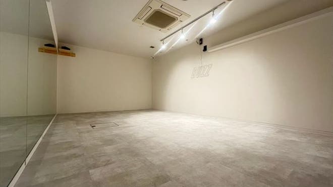 【BUZZ福岡本店】12stの写真7