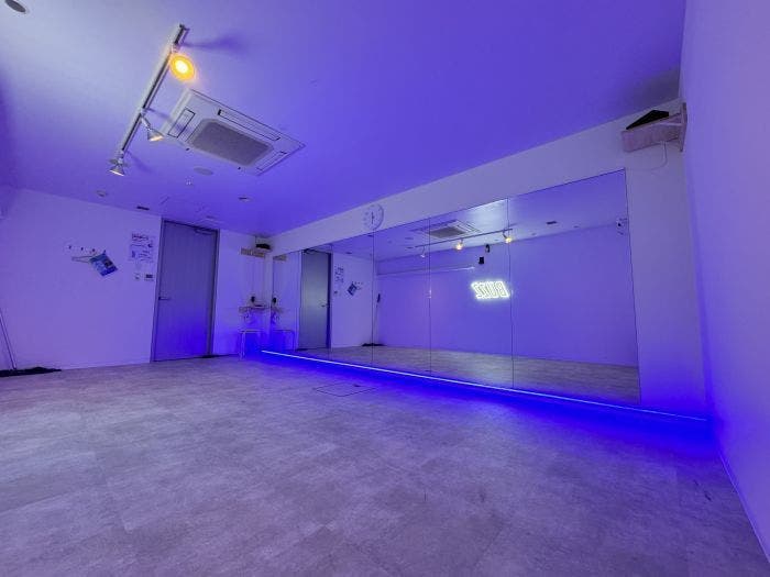 【BUZZ福岡本店】12stの写真10