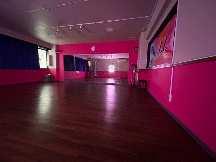 【BUZZ福岡博多】Aスタジオの写真4