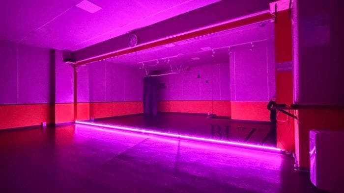 【BUZZ福岡博多】Bスタジオの写真2