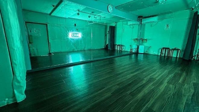 【BUZZ福岡博多】Cスタジオの写真3