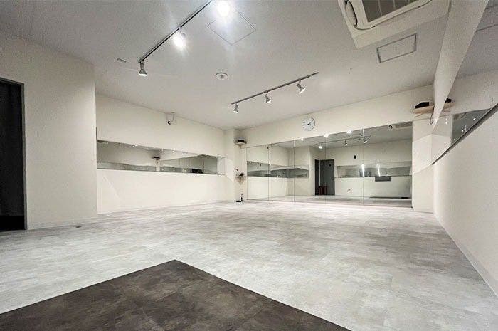 【BUZZ福岡天神2nd】Aスタジオの写真10