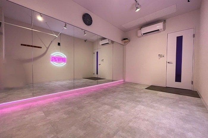 【BUZZ福岡天神2nd】Bスタジオの写真8