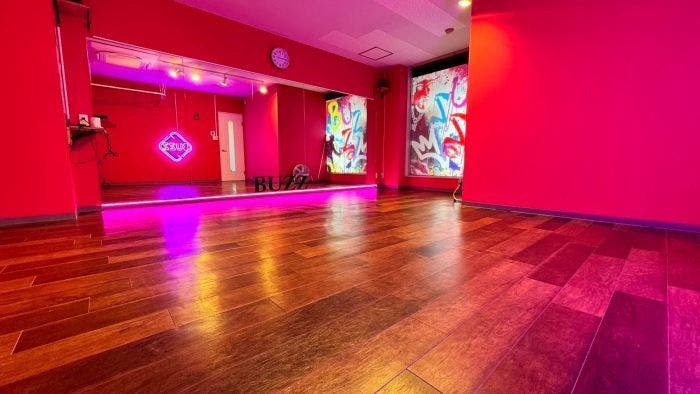 【BUZZ福岡天神】1スタジオの写真1