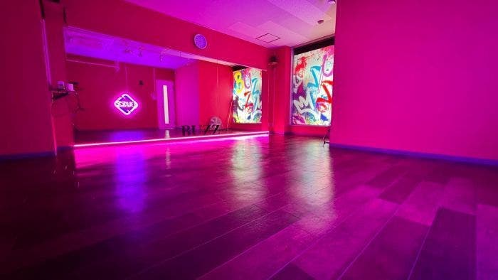 【BUZZ福岡天神】1スタジオの写真3