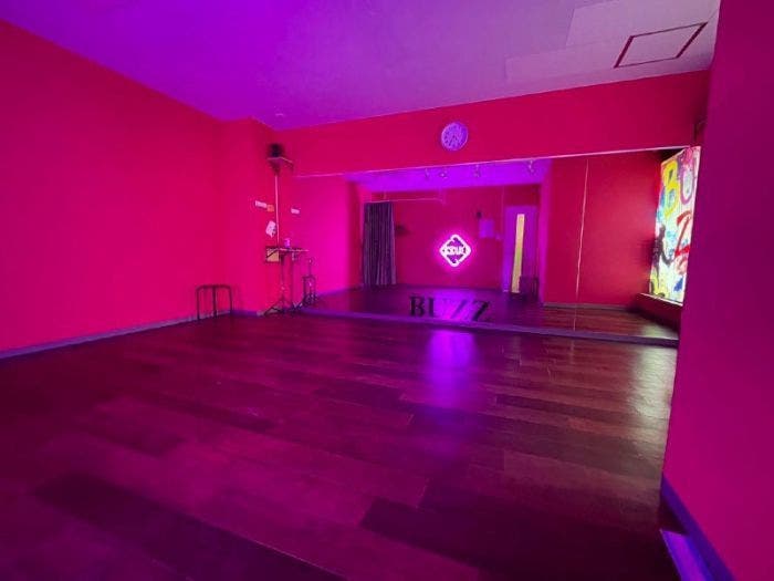 【BUZZ福岡天神】1スタジオの写真4