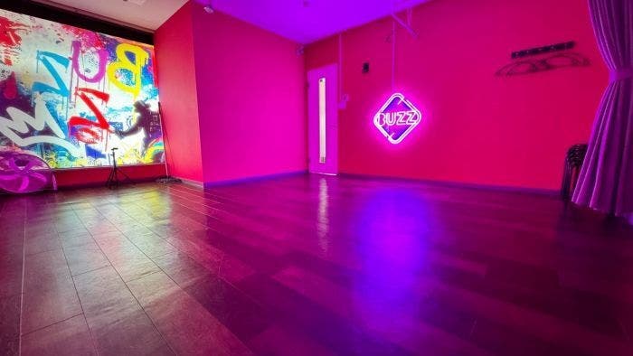 【BUZZ福岡天神】1スタジオの写真6