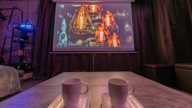 【シアタールーム天王寺】◇個室映画館◇駅近2分🚃高機能プロジェクター🎬プライベートシアター🍿ライブ映像・推し活・デートの写真5