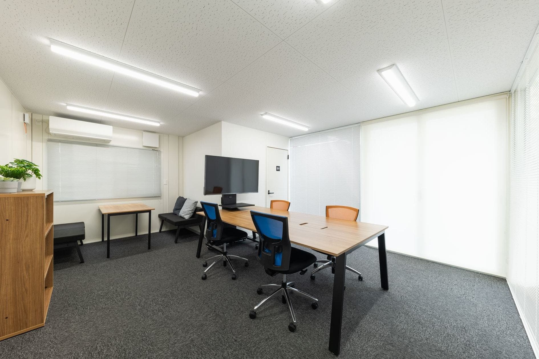 【Meeting1】✨U-SPACE川口店✨会議や打ち合わせにぴったりのオフィススペースです♪Wi-Fi/川口市の写真3