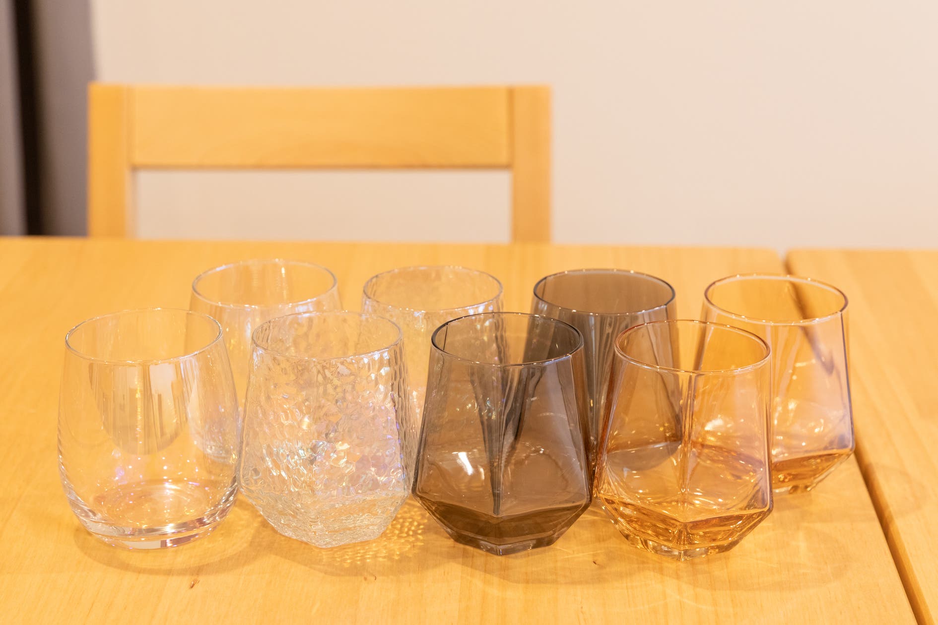 NEW✨池袋駅２分✨24名着席<YOYO池袋>会議・パーティ・打ち上げ・研修・セミナー・二次会池袋駅２分新宿６分の写真24