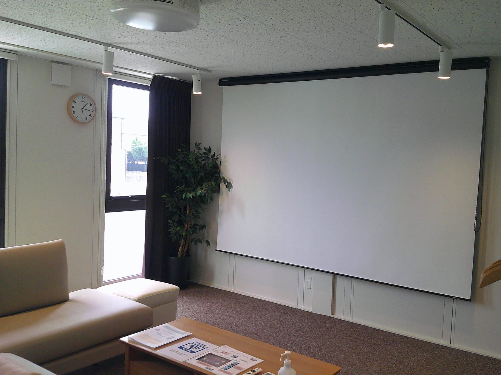 【Living】✨U-SPACE川口店✨映画鑑賞や打ち合わせスペースとしてもご利用いただけます♪Wi-Fi/川口市の写真2