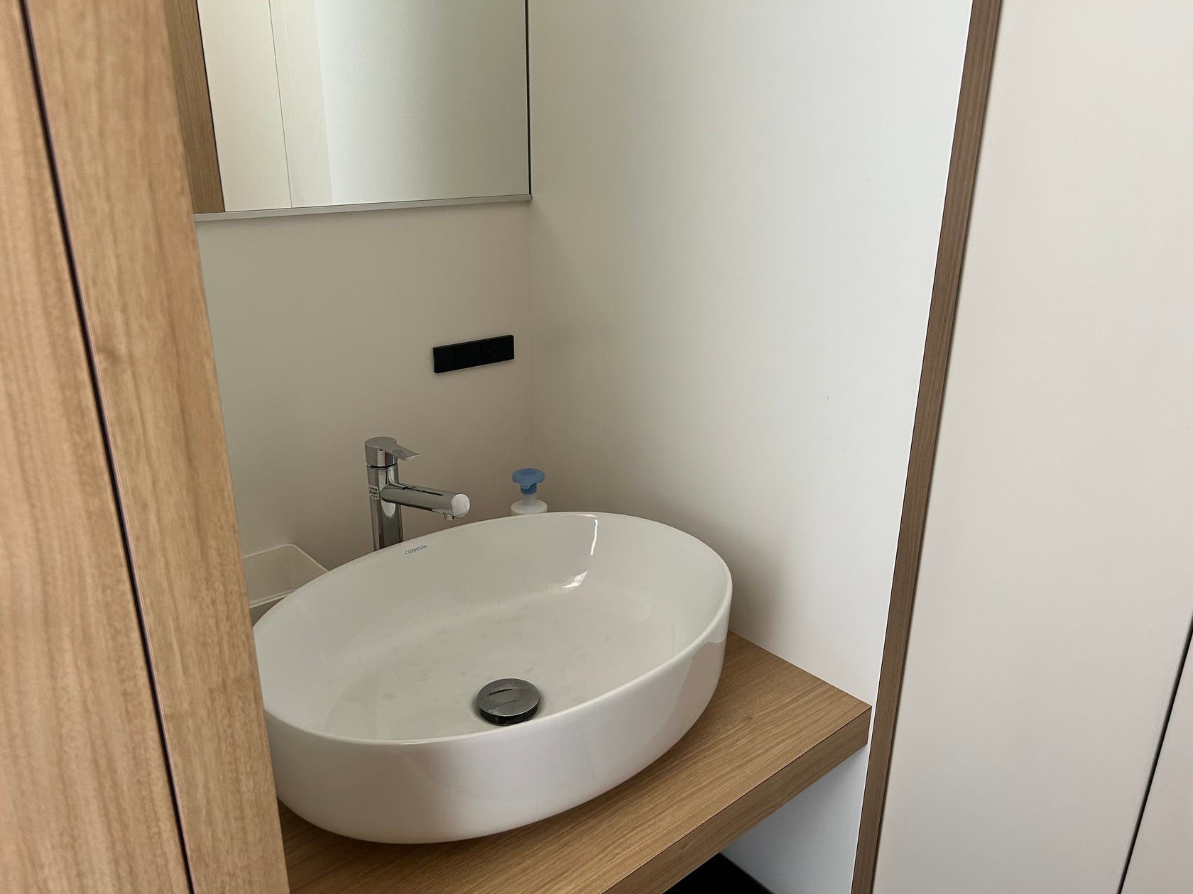 【Living2】✨U-SPACE松山店✨リビングをイメージしたちょっとした集まりに最適のスペースです♪Wi-Fi/松山市の写真7